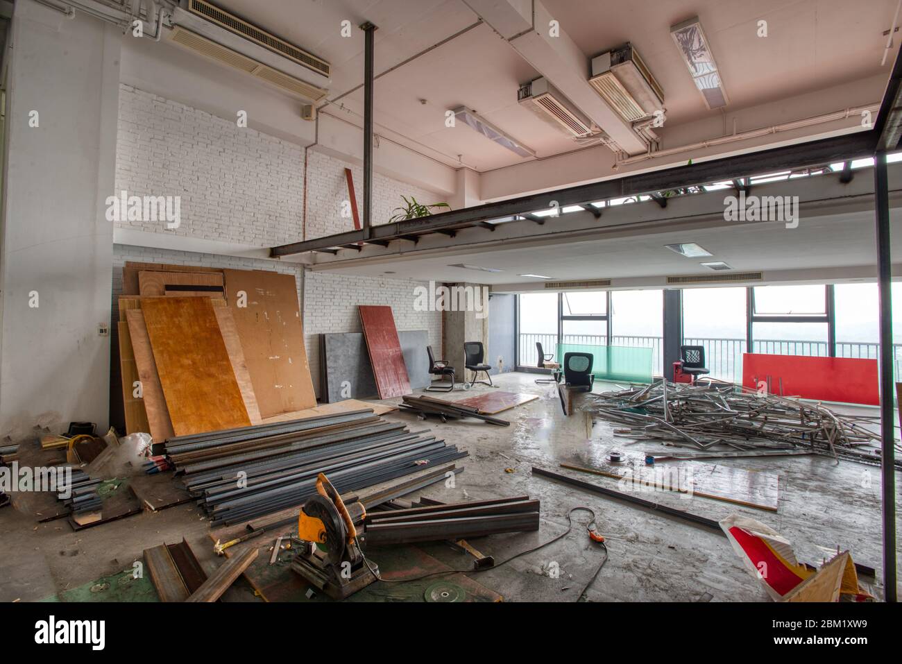 Commercial office building demolition site hi-res stock photography and ...