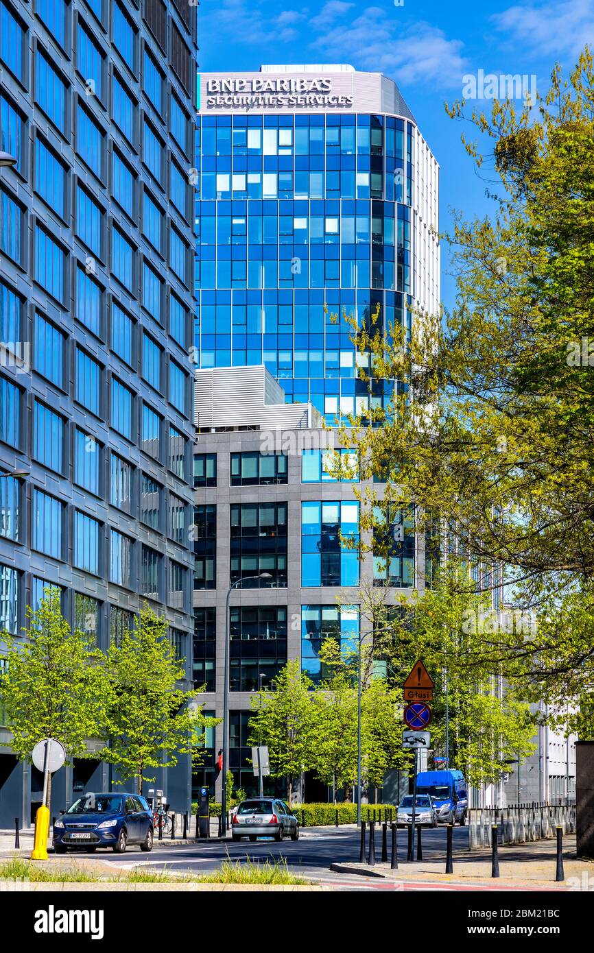 Bnp paribas building hi-res stock photography and images - Alamy