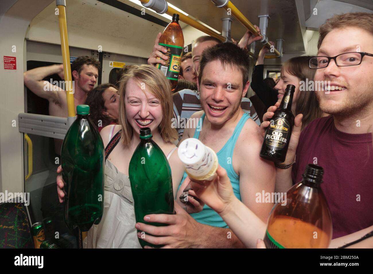 Drinking alcohol on train uk hi-res stock photography and images - Alamy