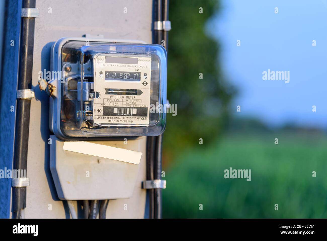 electric meter at the building Stock Photo - Alamy