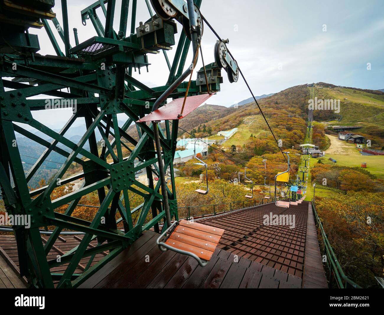 The Gozaisho Ropeway Lifts. (a lift that pass through lot of trees ...