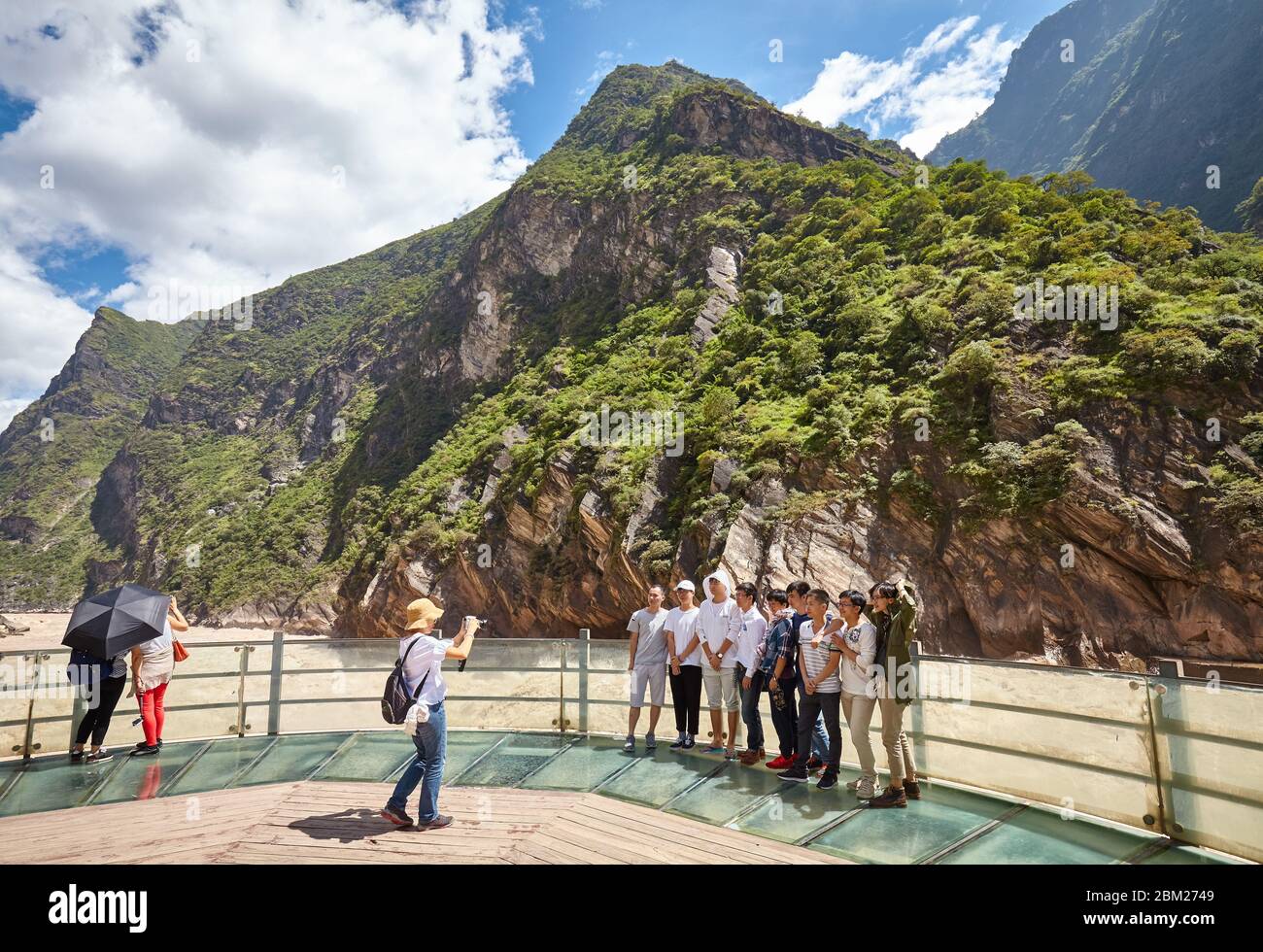 China travel three parallel rivers hi-res stock photography and images ...