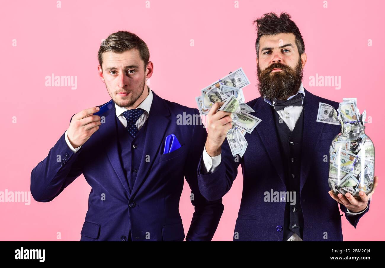 Mature man wants to put money into bank account, get credit card ...