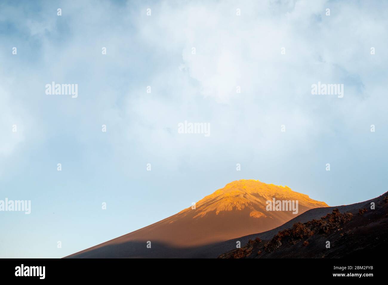 Lava landscape hi-res stock photography and images - Alamy