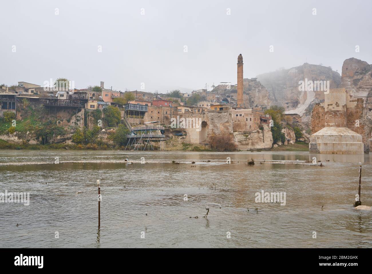 Hasankeyf dam hi-res stock photography and images - Alamy