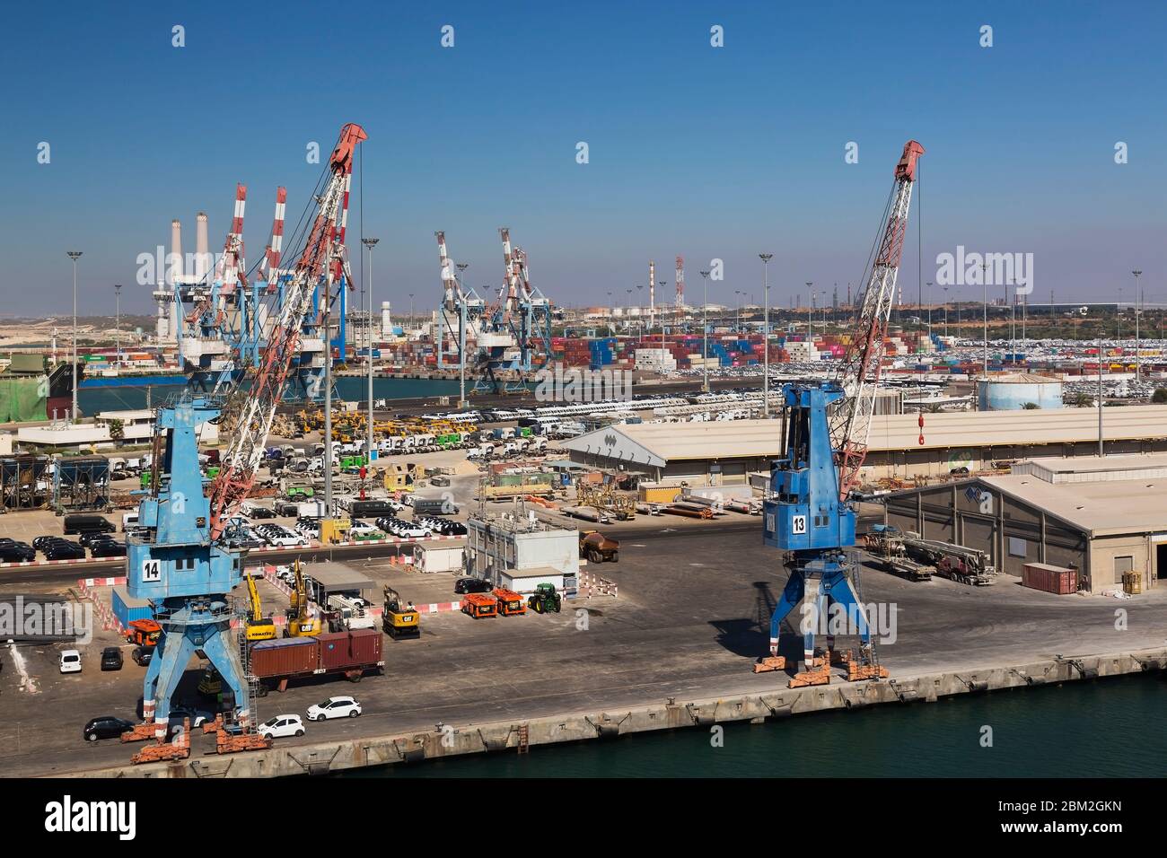 Shipping link hi-res stock photography and images - Alamy