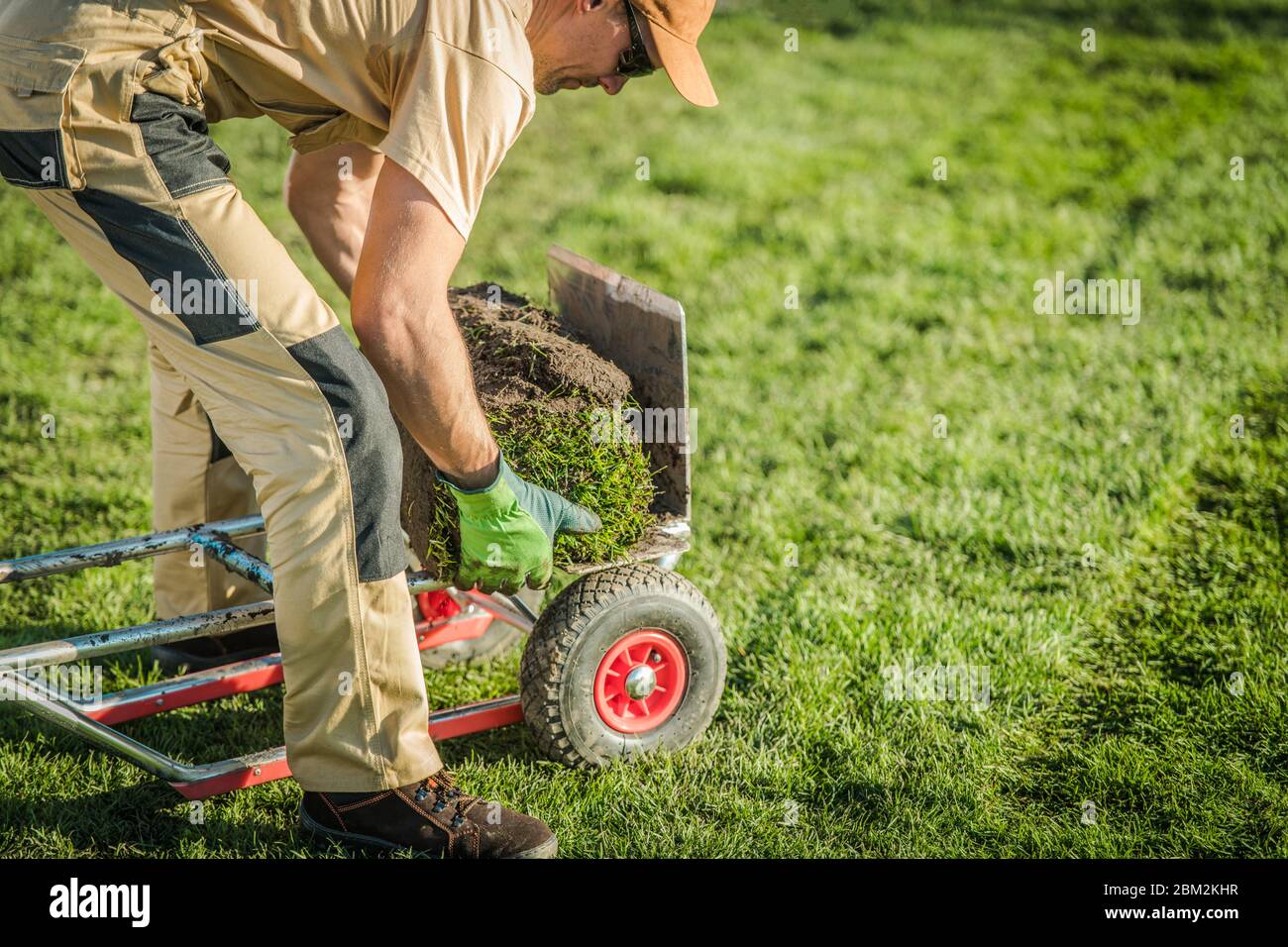 Moving dolly hi-res stock photography and images - Alamy