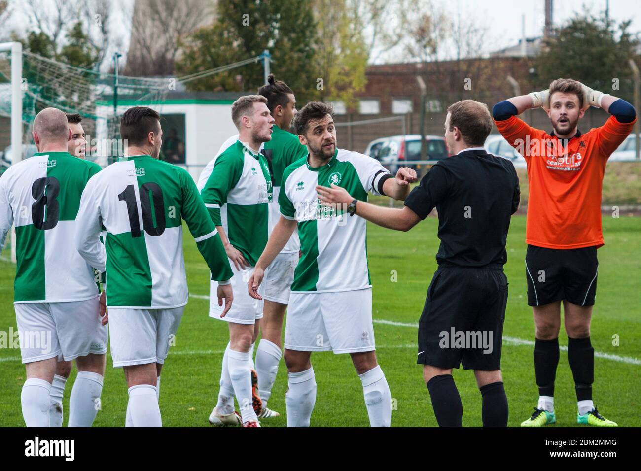 Players arguing with referee hi-res stock photography and images - Alamy