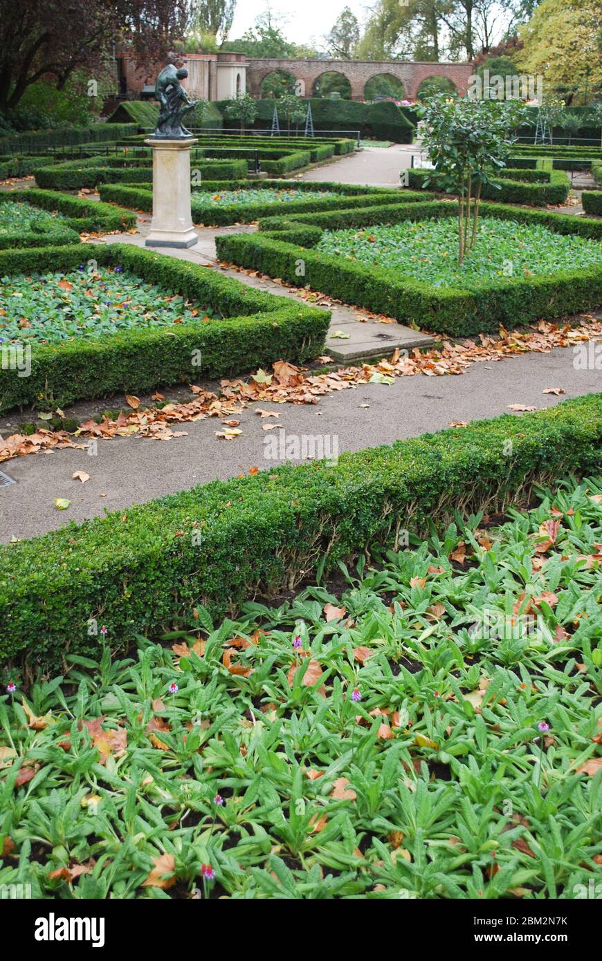 Planters box hi-res stock photography and images - Alamy