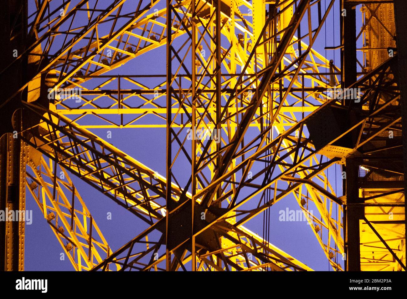 Metal structure tower hi-res stock photography and images - Alamy