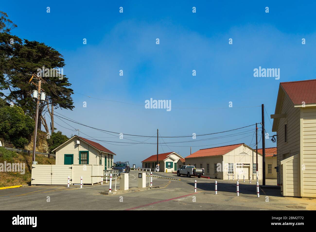 Golden gate welcome center hi-res stock photography and images - Alamy