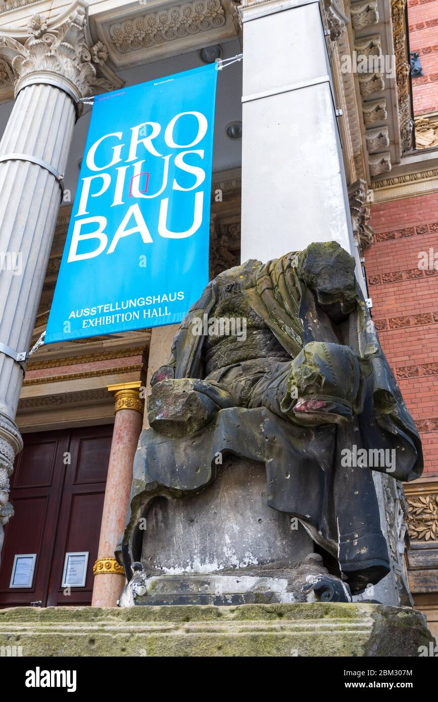 Shell holes ww2 hi-res stock photography and images - Alamy