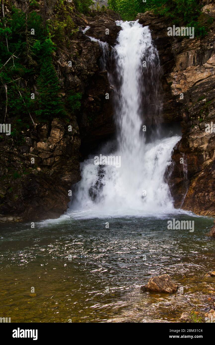 Running Eagle Falls Stock Photo - Alamy