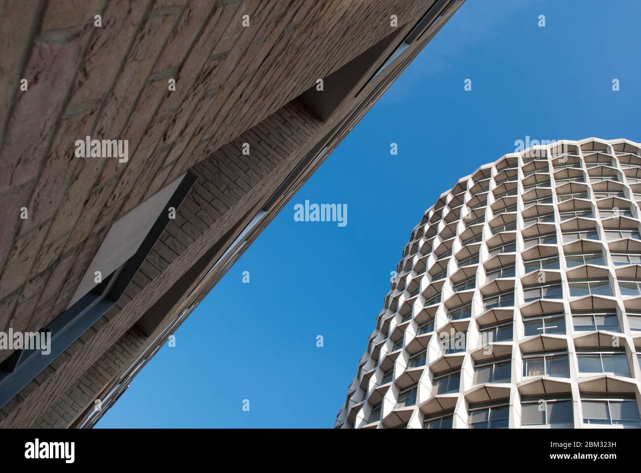 Postmodern Brutalism Brutalist Precast Concrete Space House 1 Kemble ...