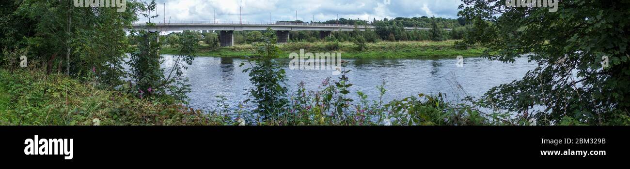 Mayfield riverside walk hi-res stock photography and images - Alamy