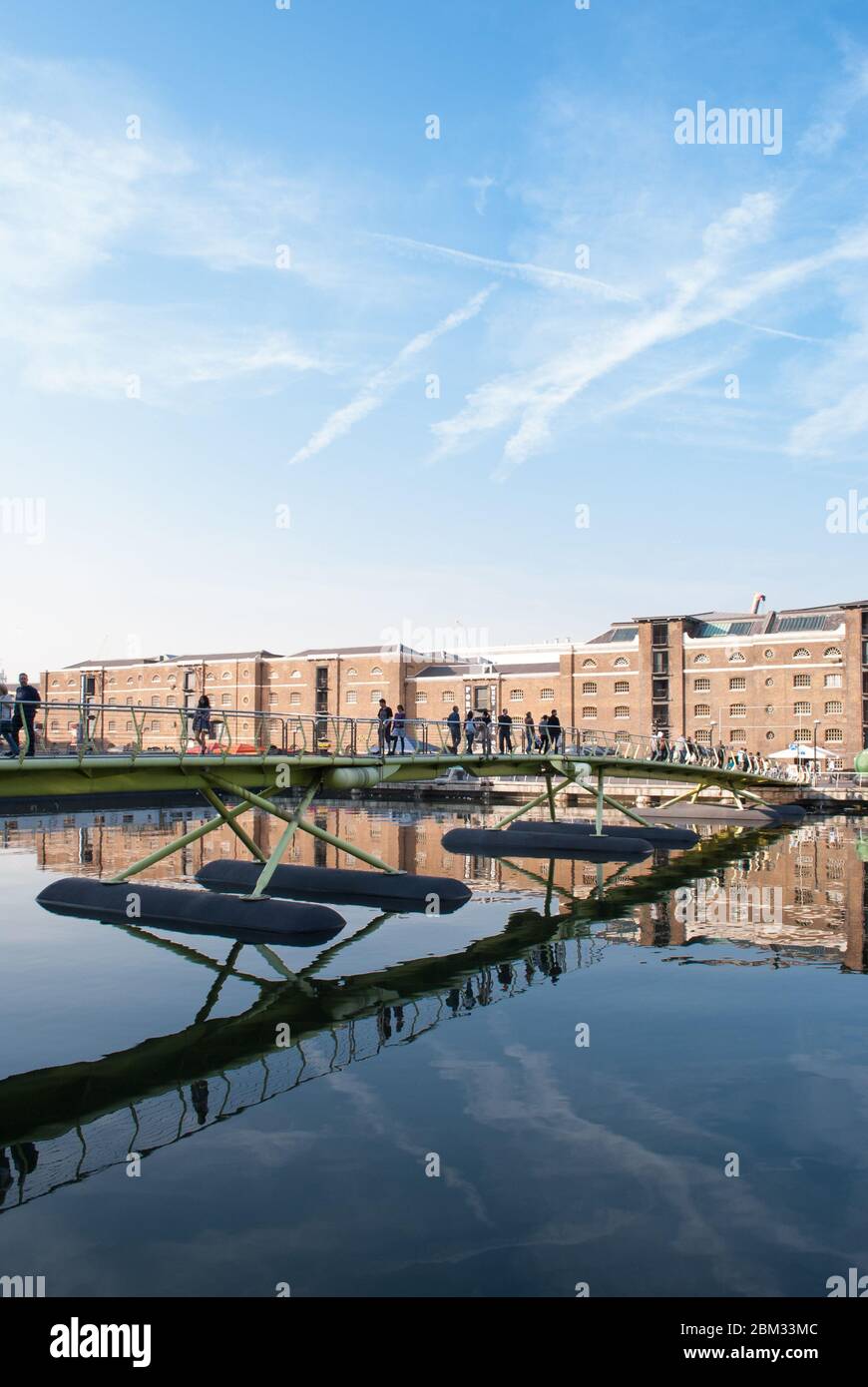 Fluorescent Floating Bridge West India Quay, London, E14 by Jan ...