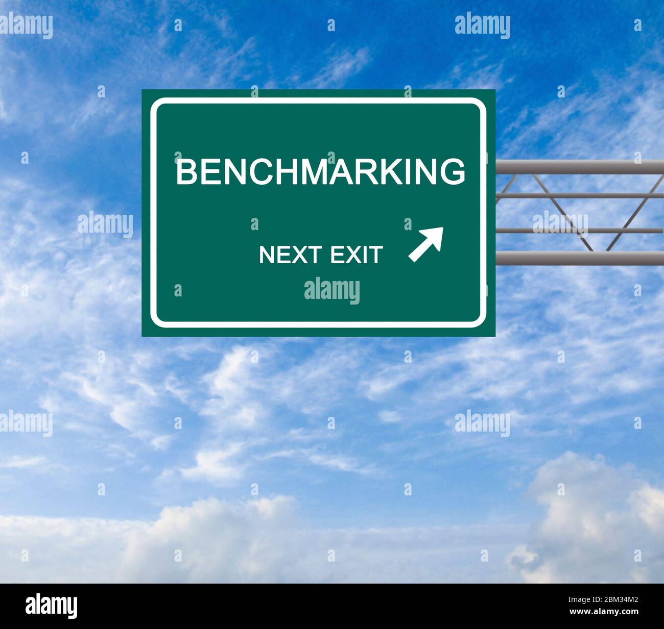 Benchmarking analysis hi-res stock photography and images - Alamy