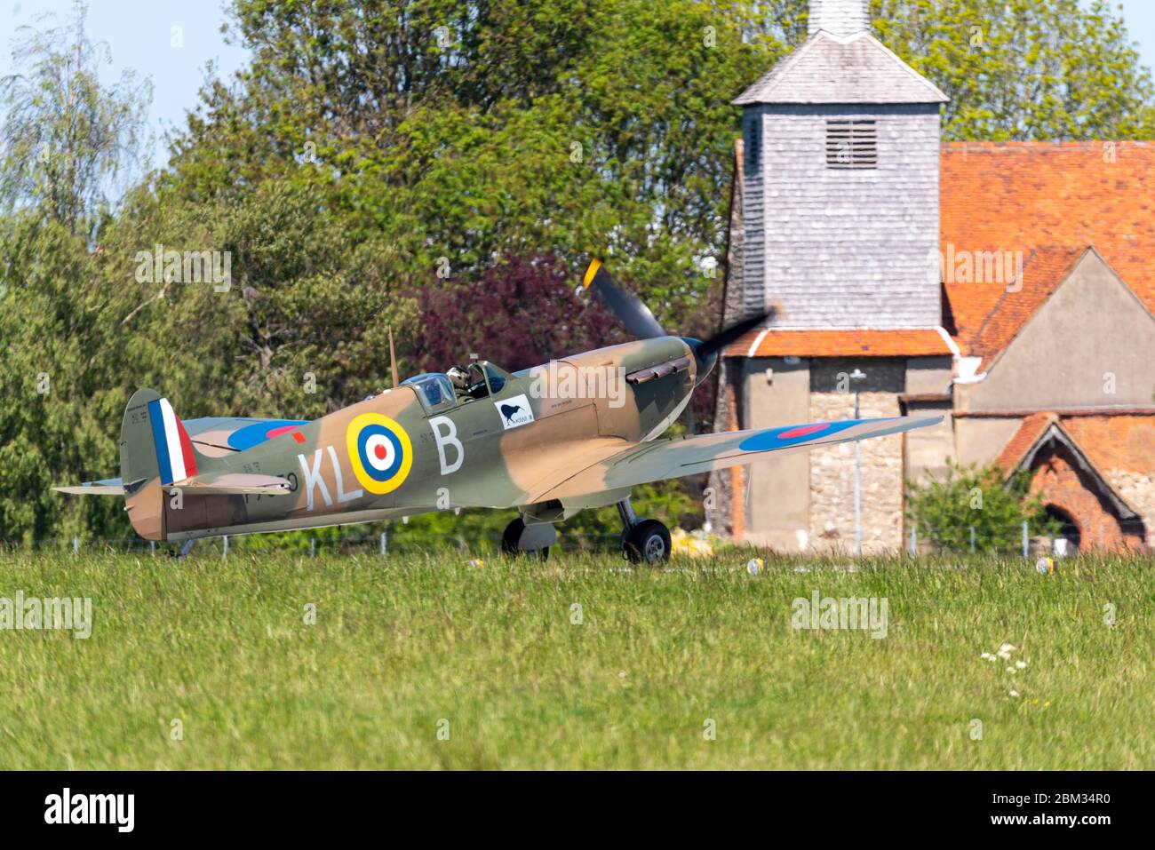 Battle of britain memorial flight 2020 hi-res stock photography and ...