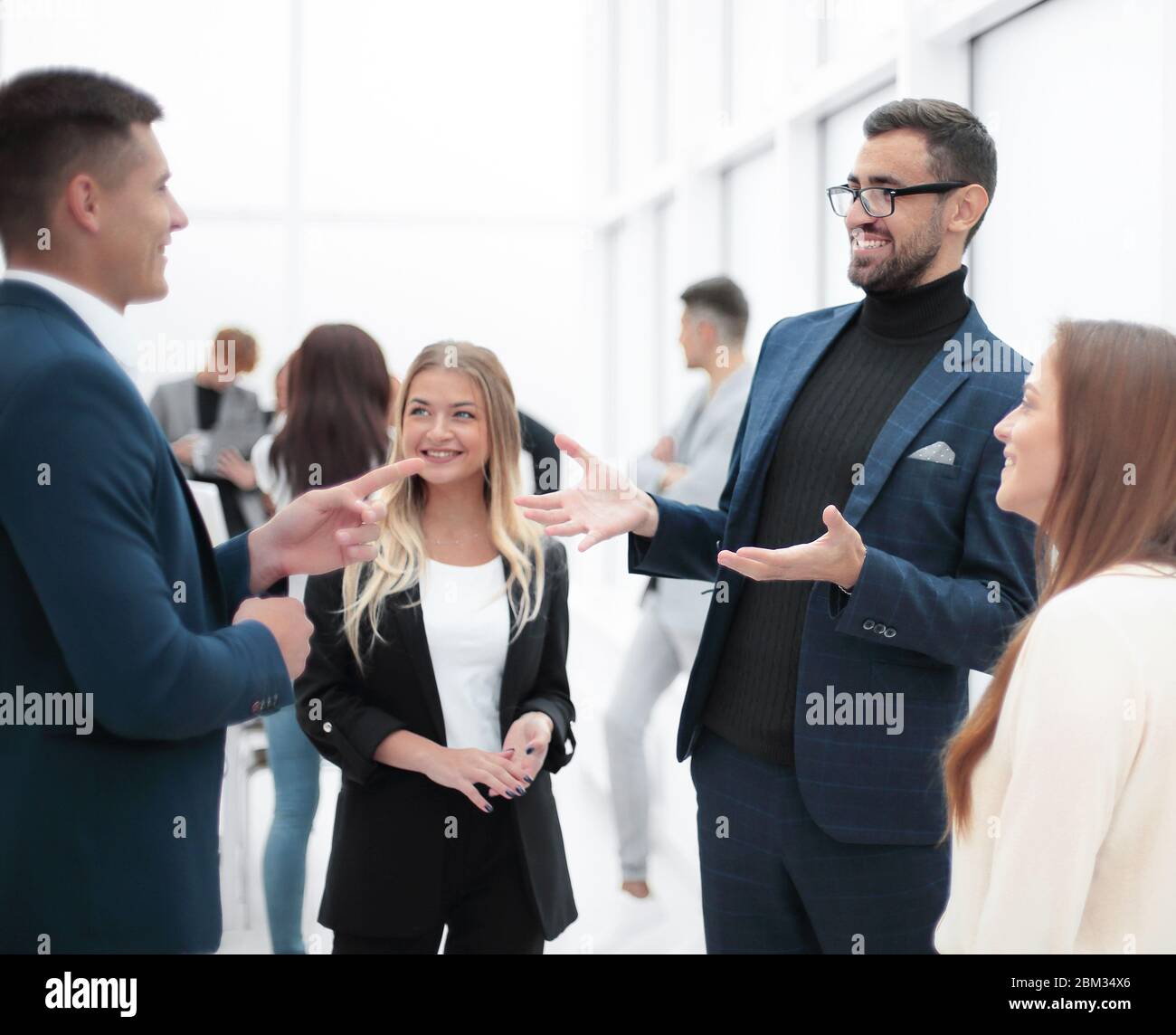 business man explaining something to his colleague Stock Photo - Alamy