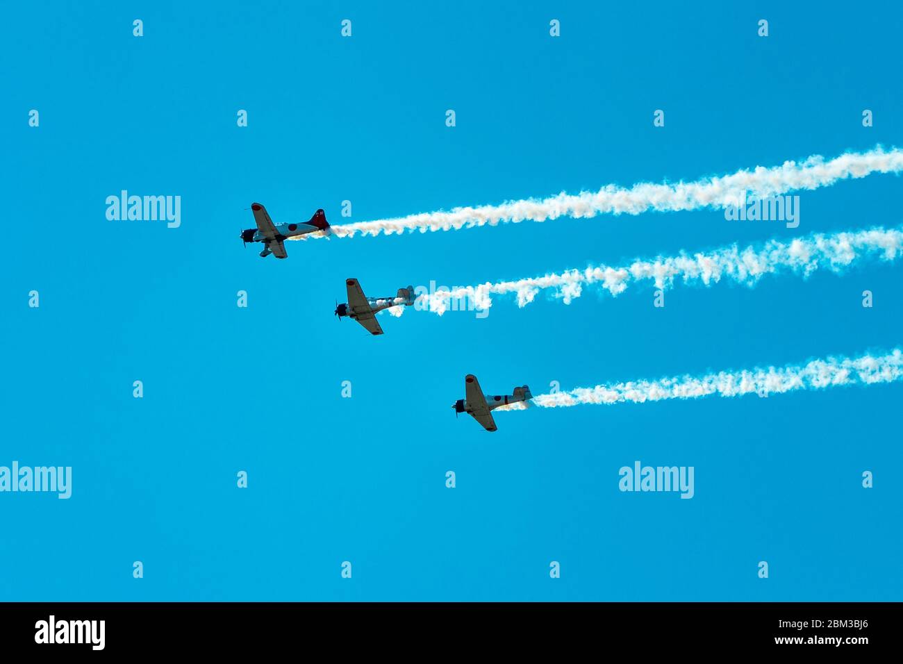Three fighter jets flying in formation at an airshow Stock Photo - Alamy