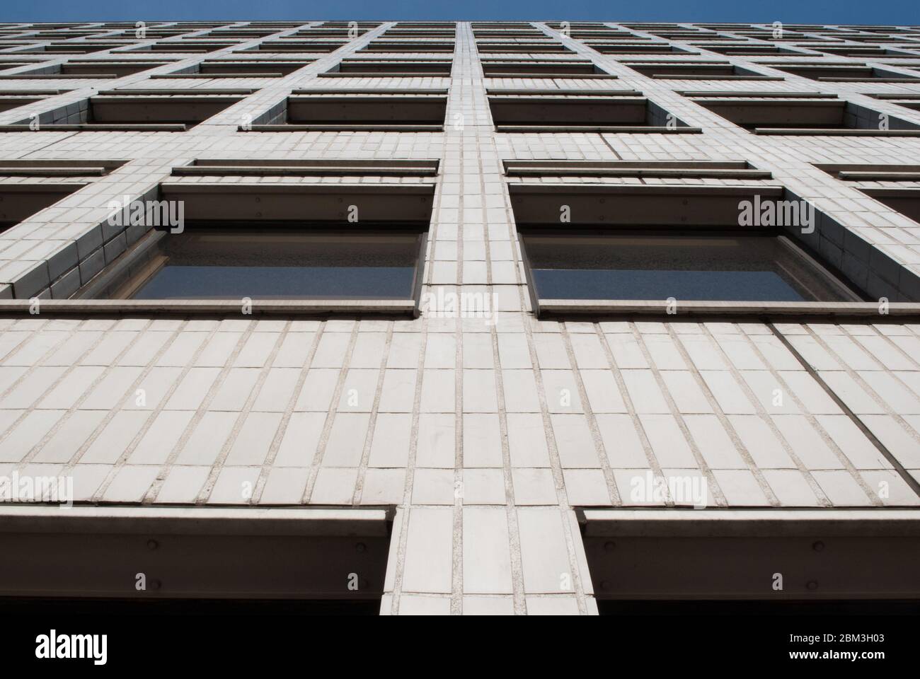 1970s office building hi-res stock photography and images - Alamy