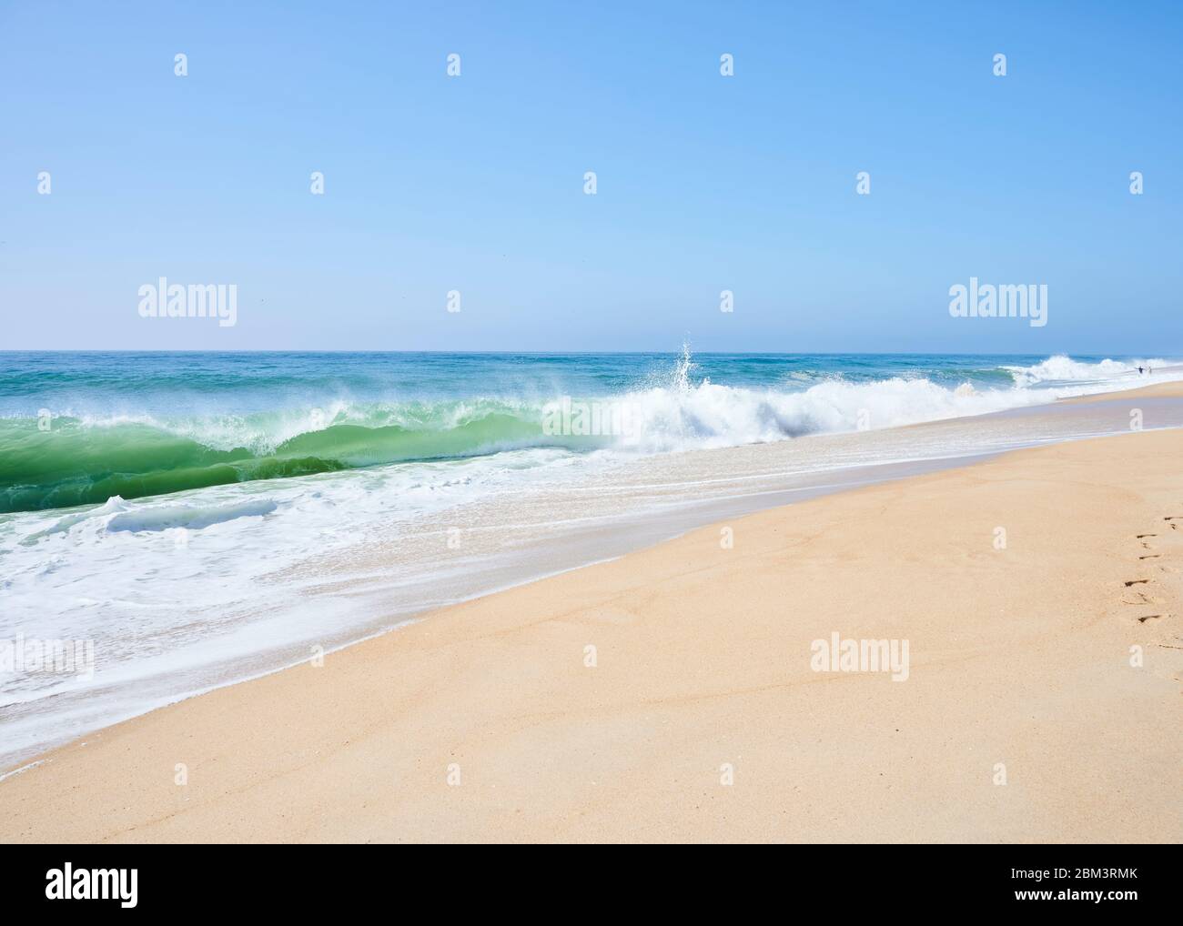 Nazare hi-res stock photography and images - Alamy