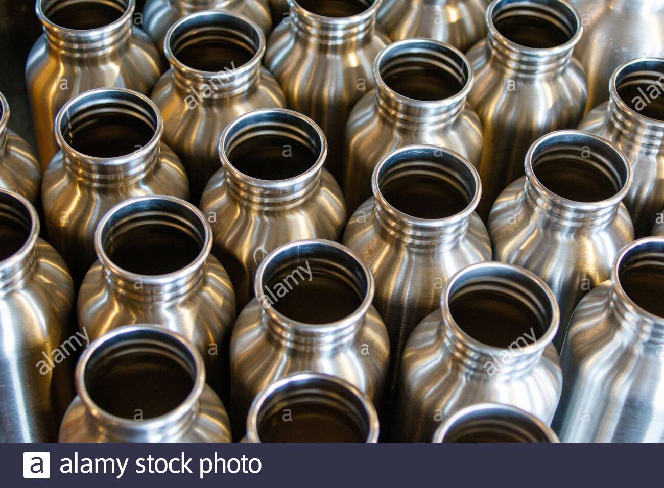 Soft Drink Tin High Resolution Stock Photography and Images - Alamy