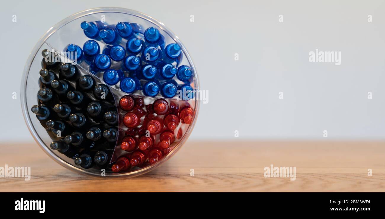 Black ballpoint pens hi-res stock photography and images - Alamy