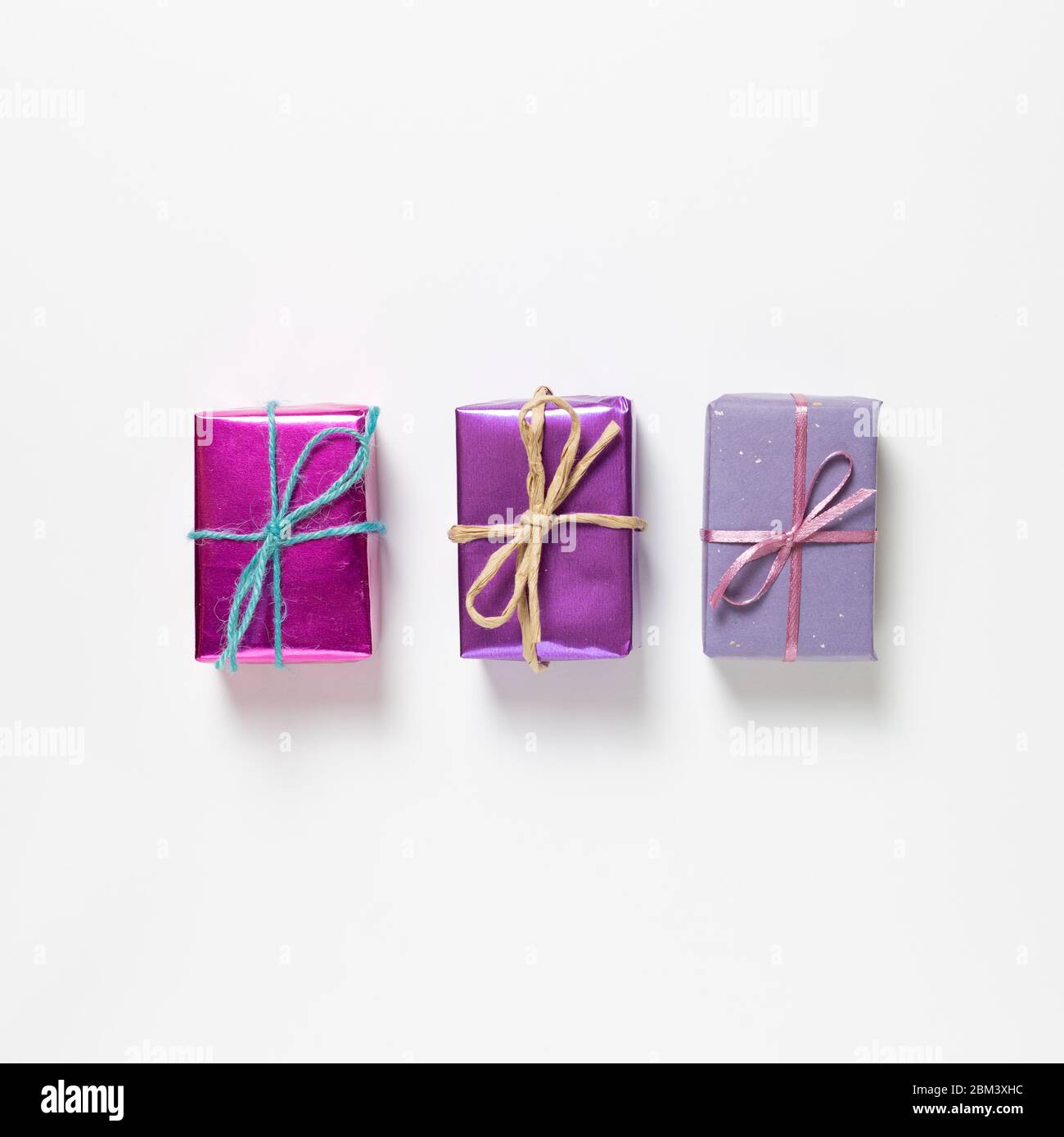 Purple gift boxes hi-res stock photography and images - Alamy