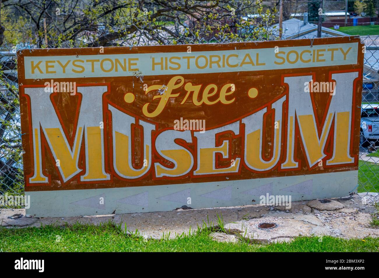Natural history museum sign board hi-res stock photography and images ...