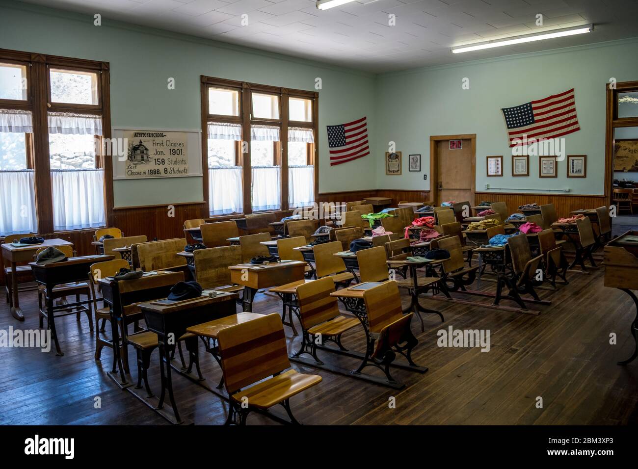 Keystone, SD, USA - May 26, 2019: The Keystone School & Museum Stock ...