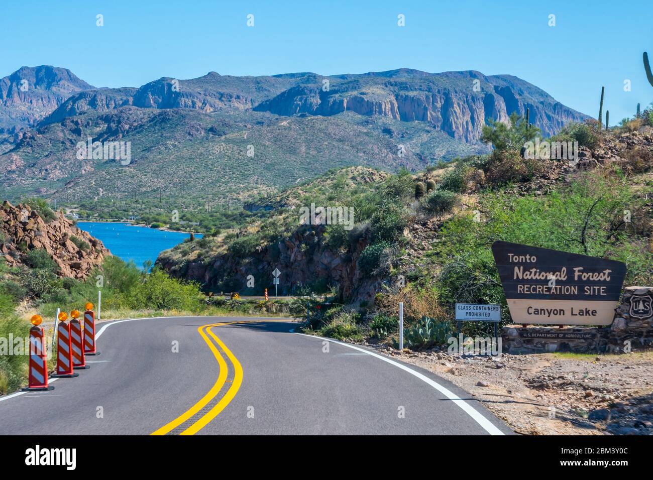 Tonto national forest road hi-res stock photography and images - Alamy