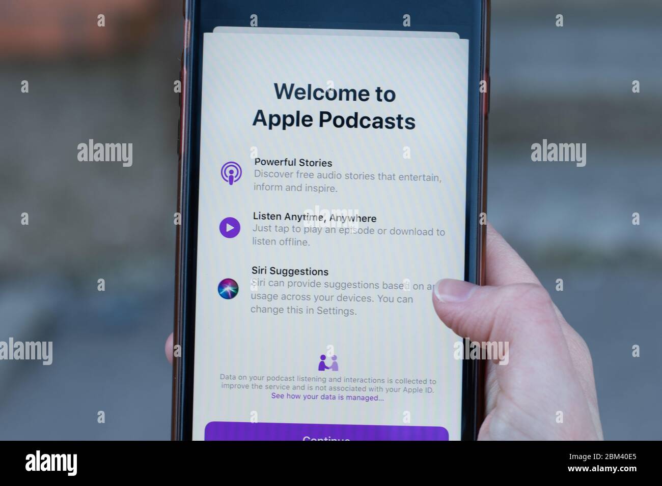 Apple app logo hi-res stock photography and images - Alamy