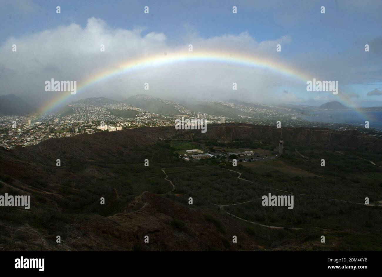 Honolulu, United States. 01st Feb, 2003. Rainbow over Diamond Head ...