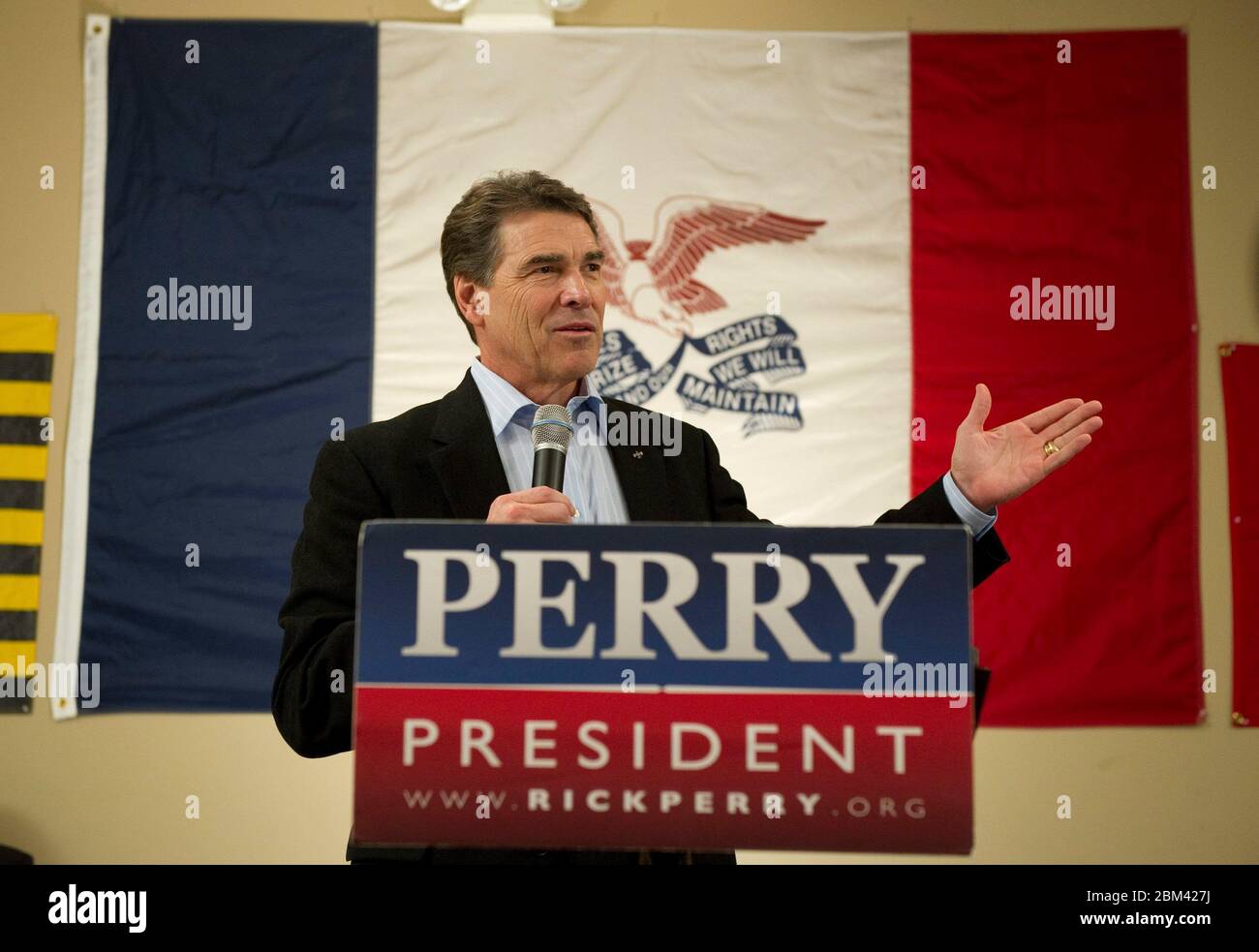 Candidate speaking hi-res stock photography and images - Alamy