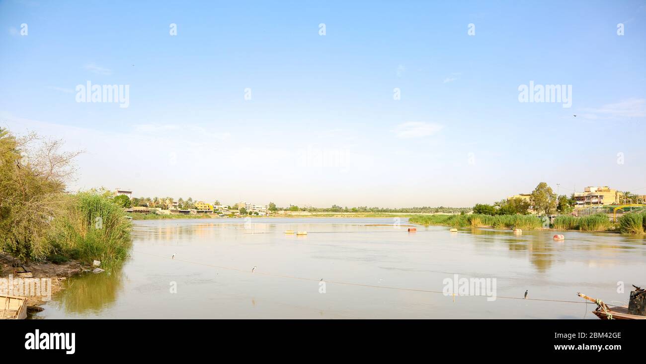 Tigris river iraq sunrise tigris river iraq hi-res stock photography ...