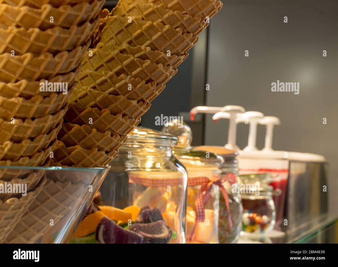 Empty Fast Food Counter High Resolution Stock Photography and Images ...