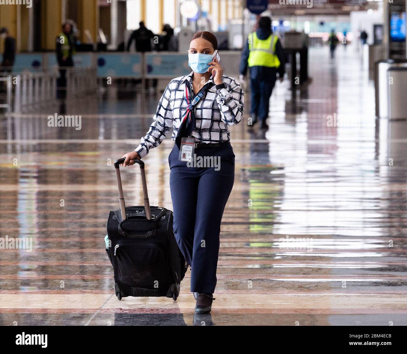Flight attendant mask hi-res stock photography and images - Alamy