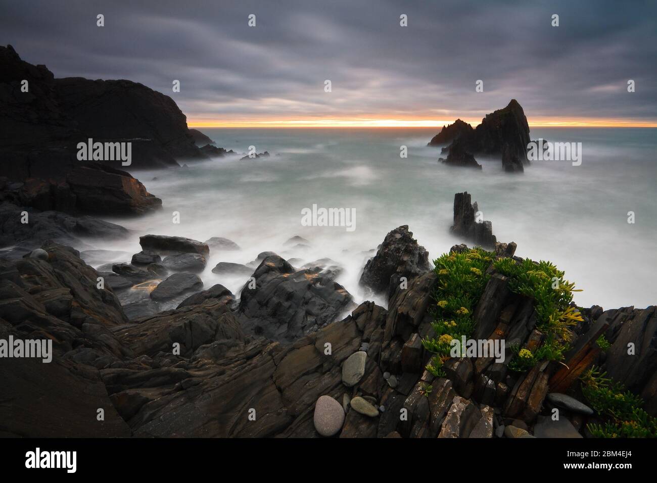 Beach near Duckpool in Cornwall, UK Stock Photo - Alamy