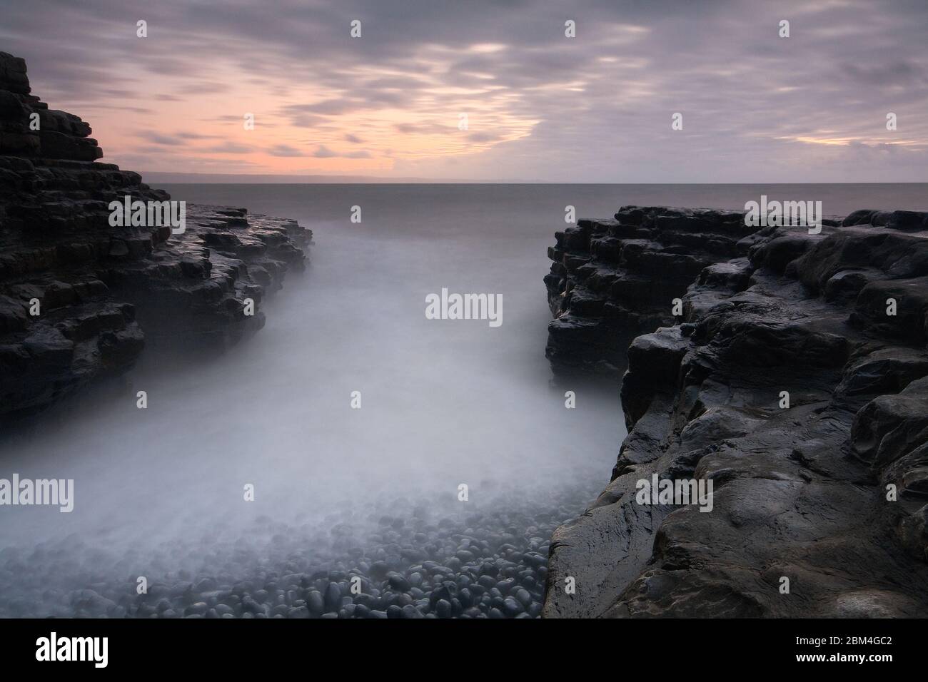 Monknash beach in Glamorgan, Wales, UK Stock Photo - Alamy