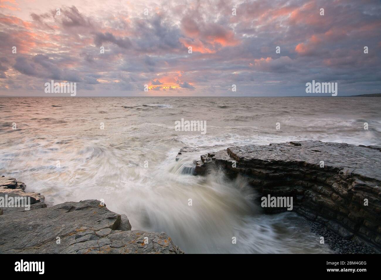 Monknash beach in Glamorgan, Wales, UK Stock Photo - Alamy