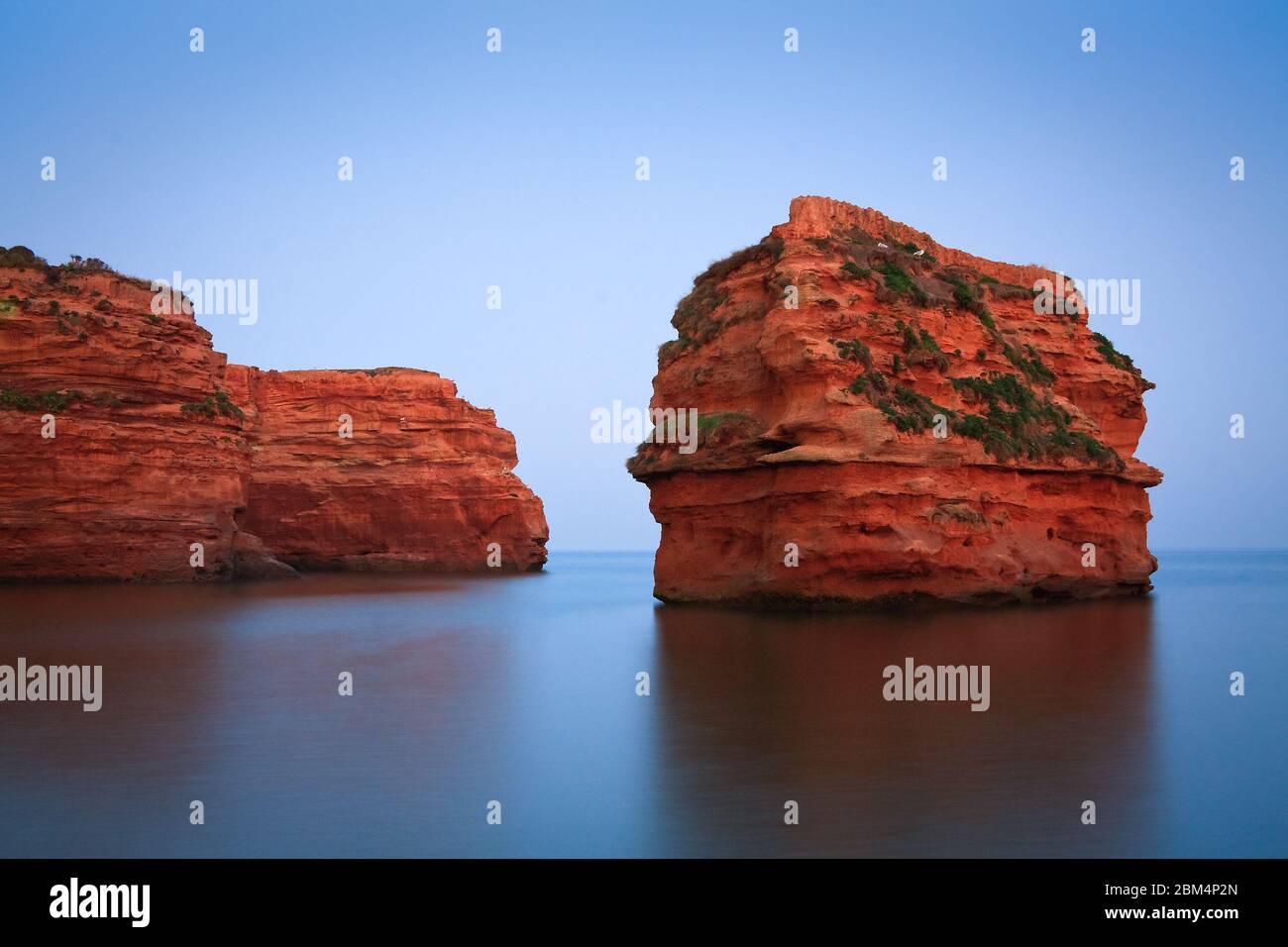 Sea stack devon hi-res stock photography and images - Alamy