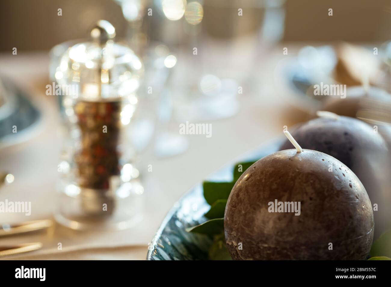 Elegant dinner table served for banquet event Stock Photo - Alamy