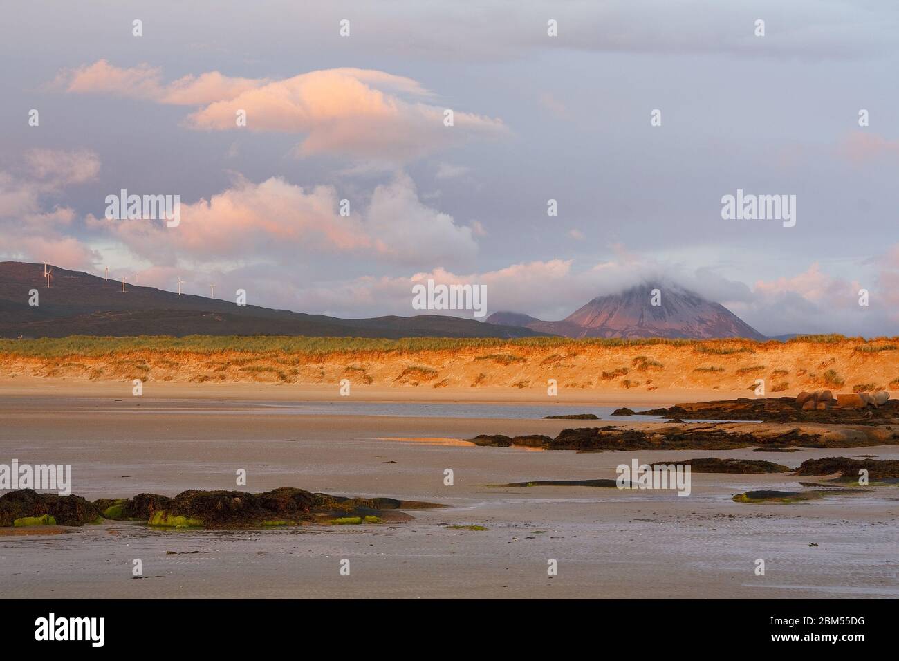 Mt Errigal as seen from a beach near Bunbeg in Donegal, Ireland Stock ...