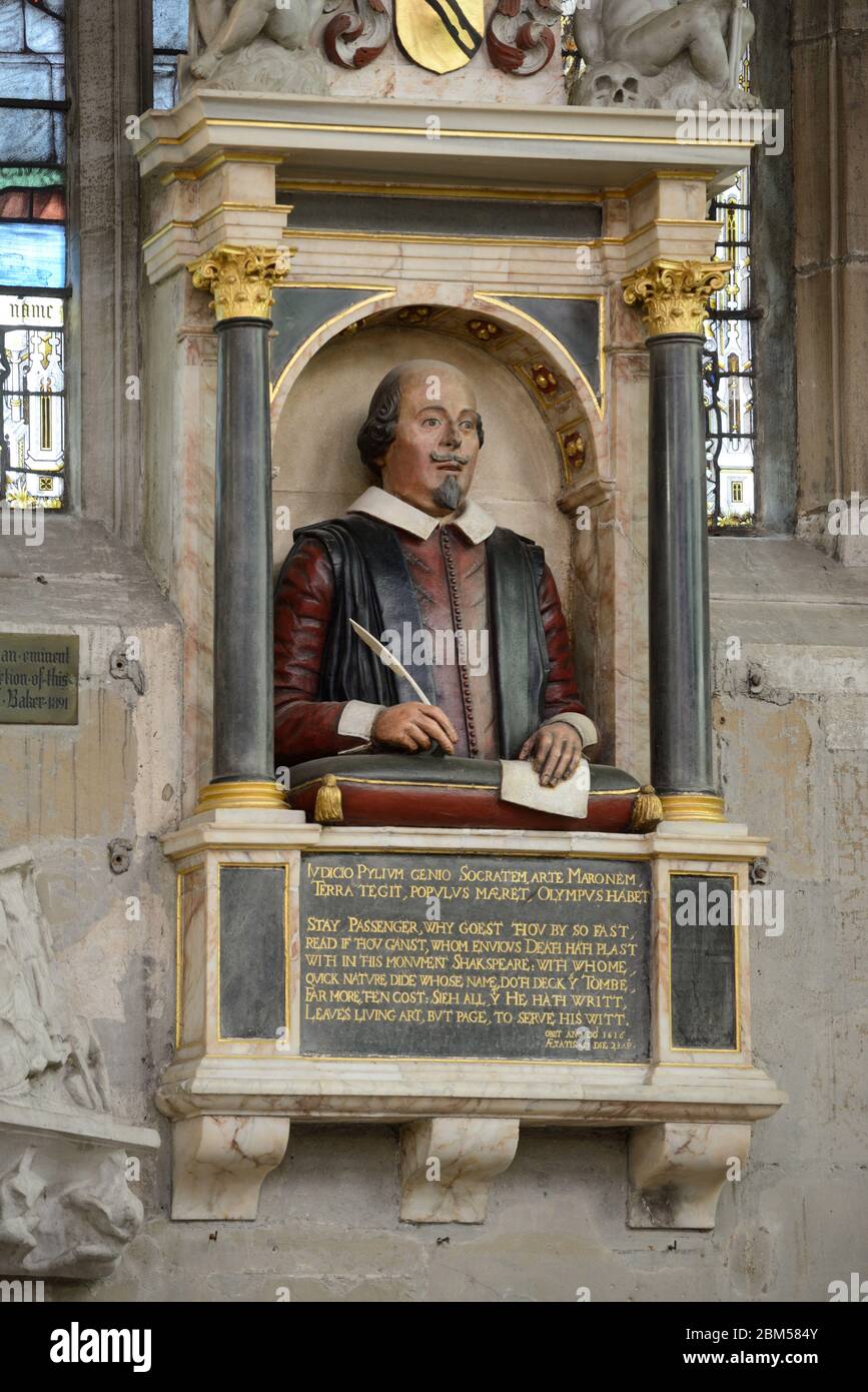 Shakespeare monument hi-res stock photography and images - Alamy