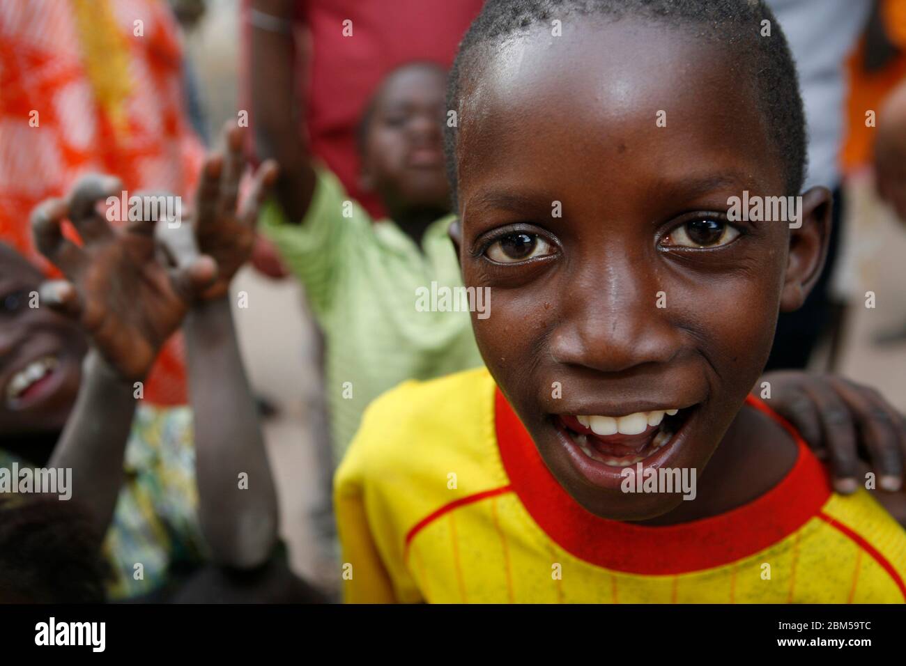 Smiling children. Gunjar, Gambia Stock Photo - Alamy