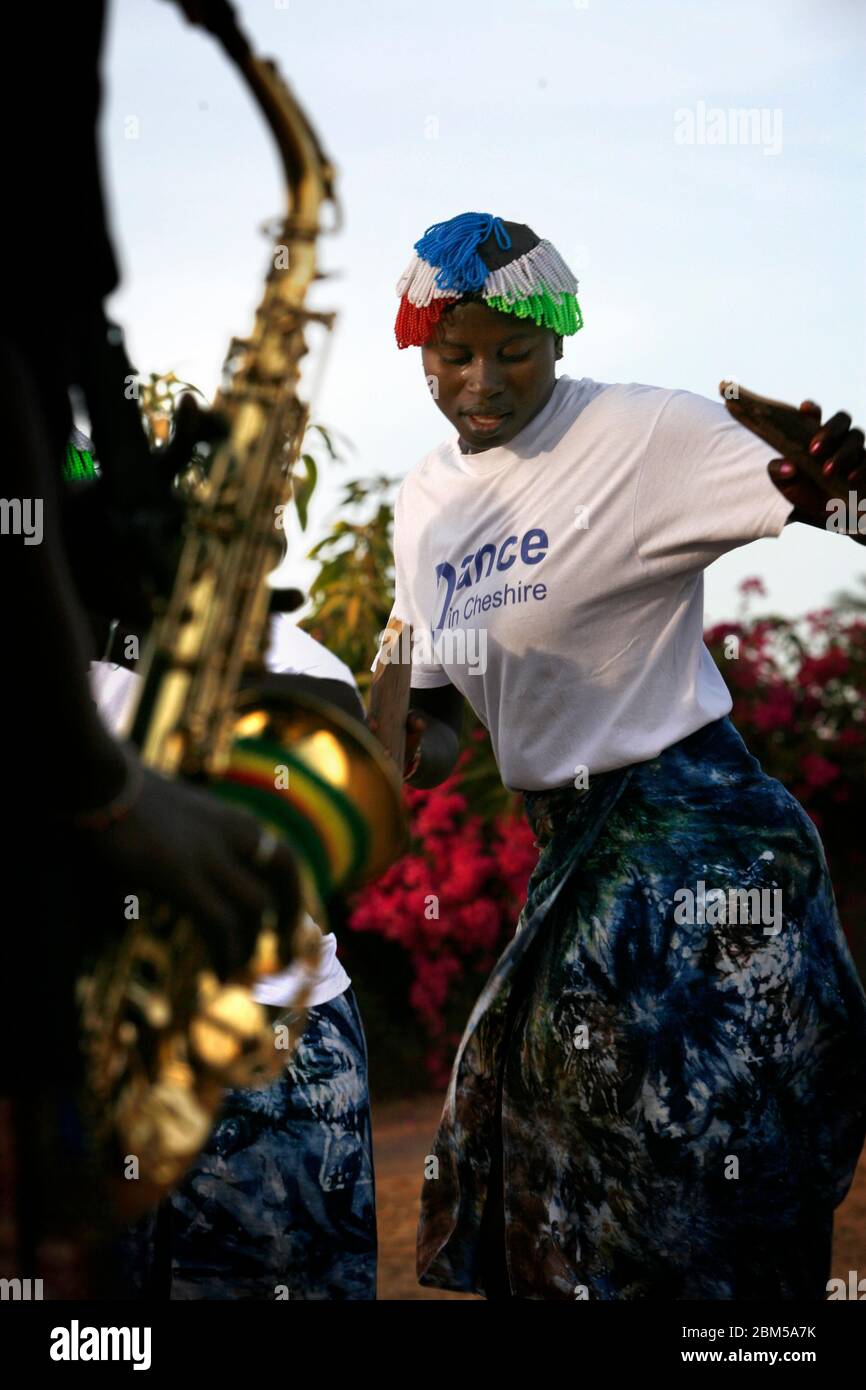 Kunte kinte hi-res stock photography and images - Alamy