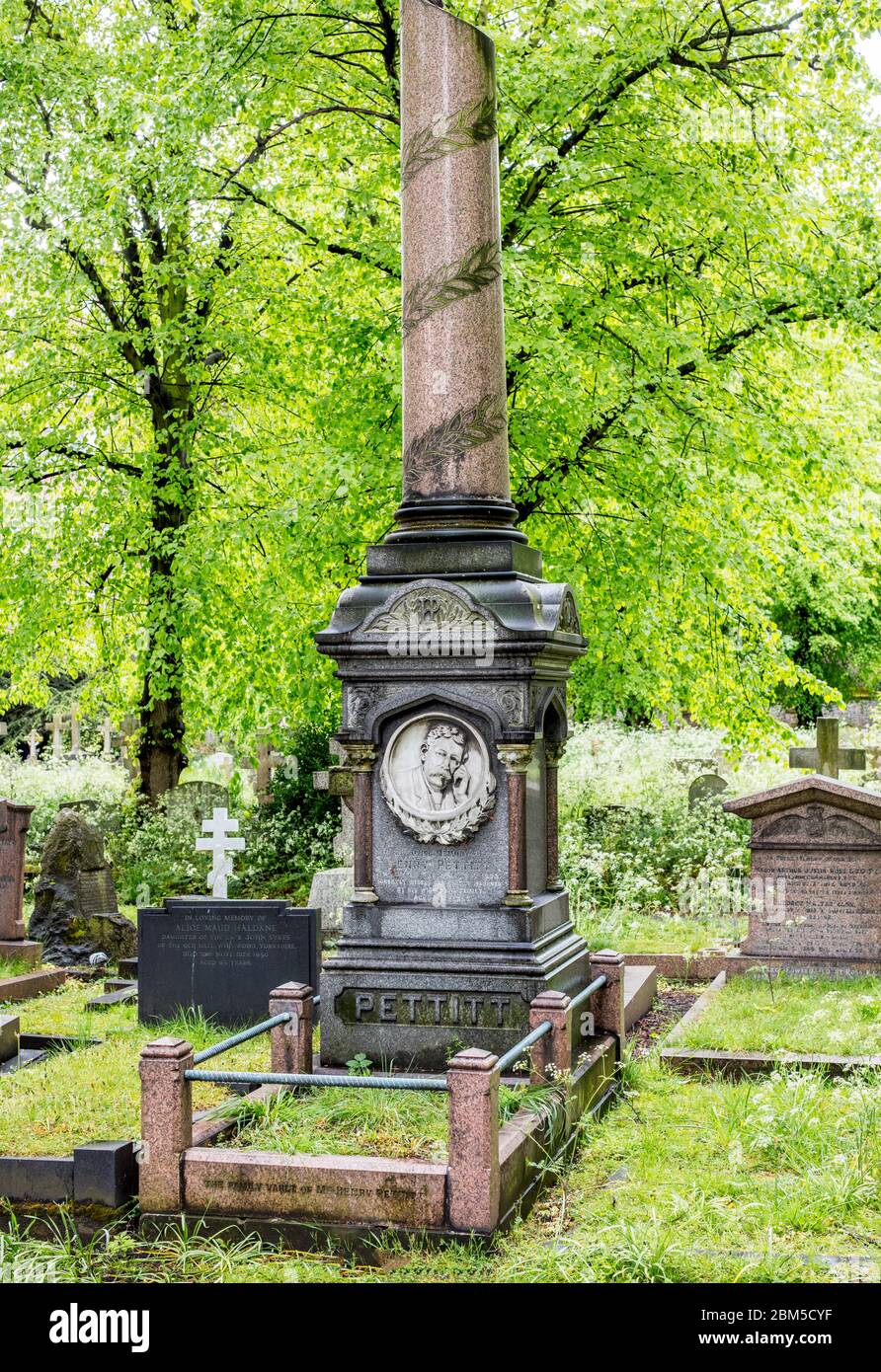 Henry Pettitt High Resolution Stock Photography and Images - Alamy