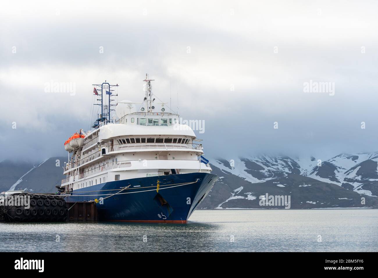 Passenger ship moored in port of Longyearbyen view from forward Stock ...