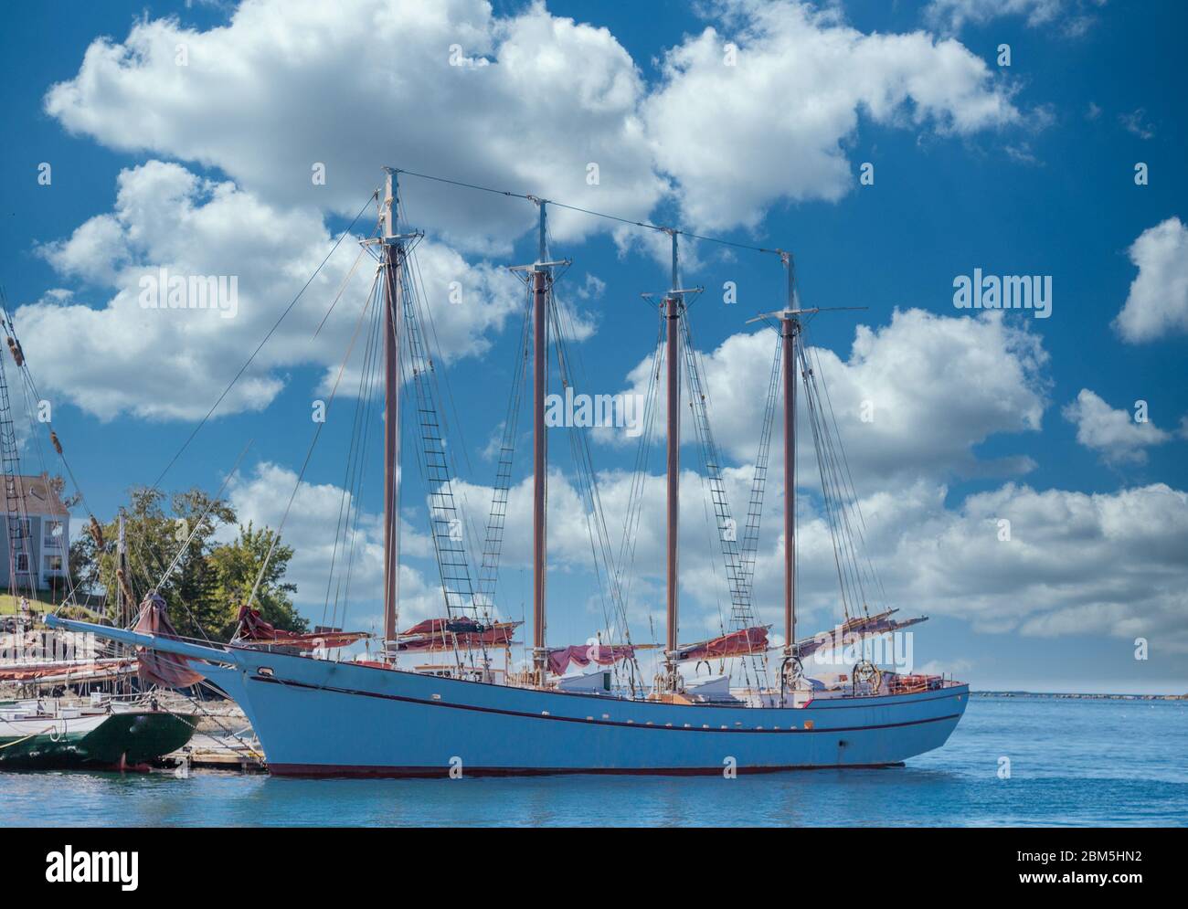 Tall ship bar harbor hi-res stock photography and images - Alamy
